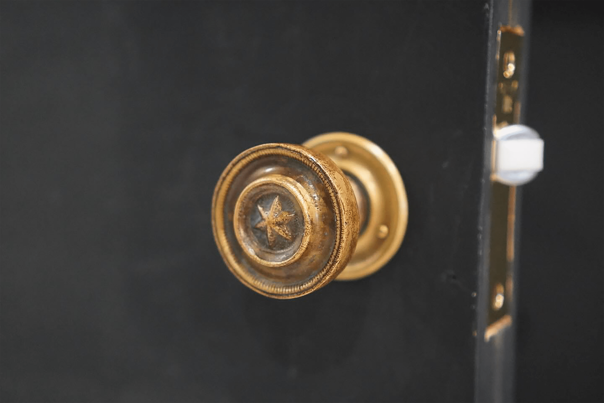 Optimum Brasses: Quality Brass Hardware and Fittings